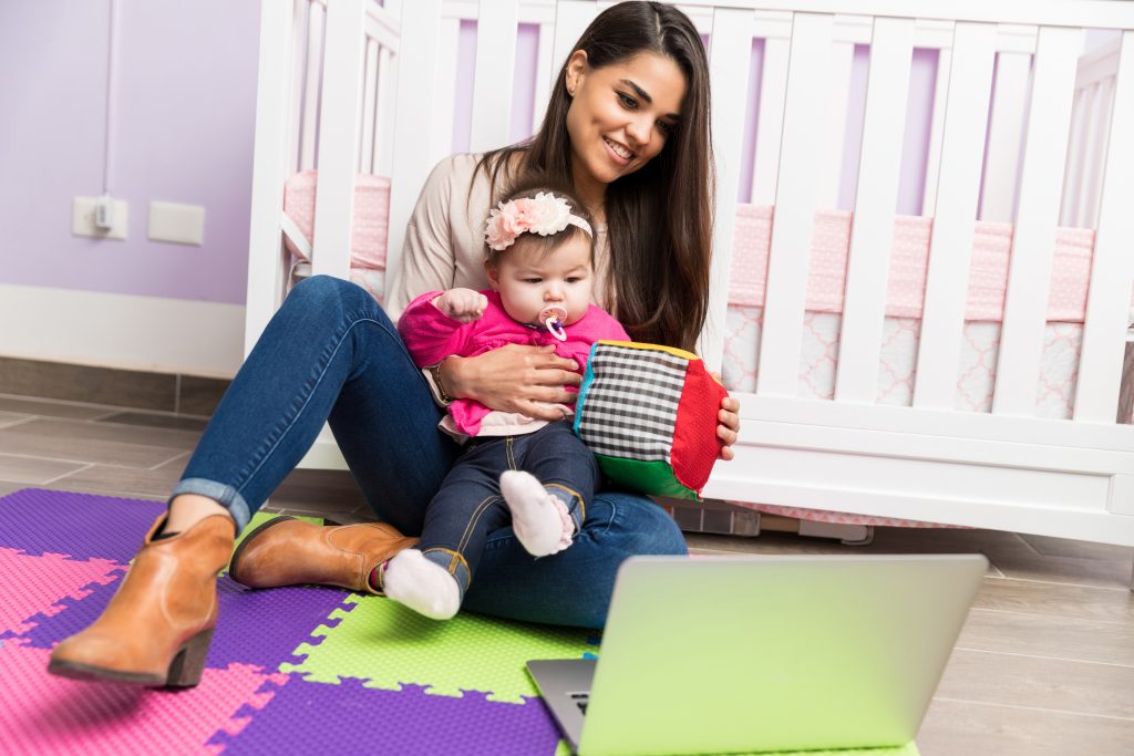 How to Start a Mommy Blog In Between Nappy Changes and Make Extra Money ...