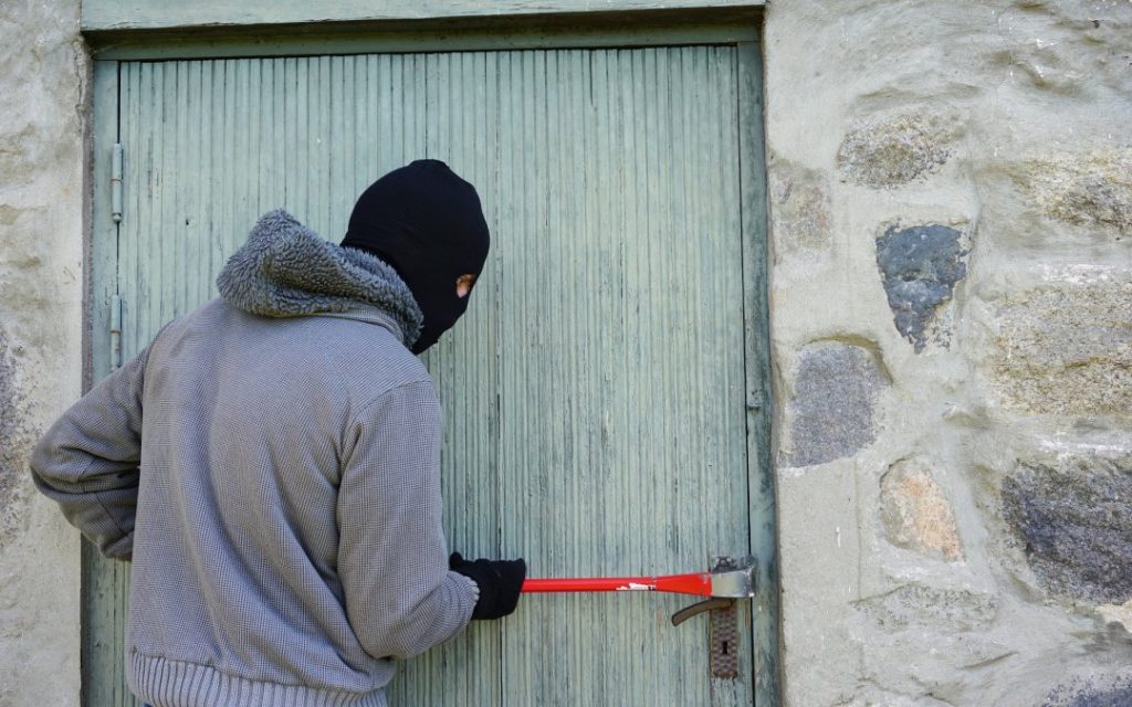How to Burglar Proof Your Home: Hint, the Locks on Your Door Matter ...