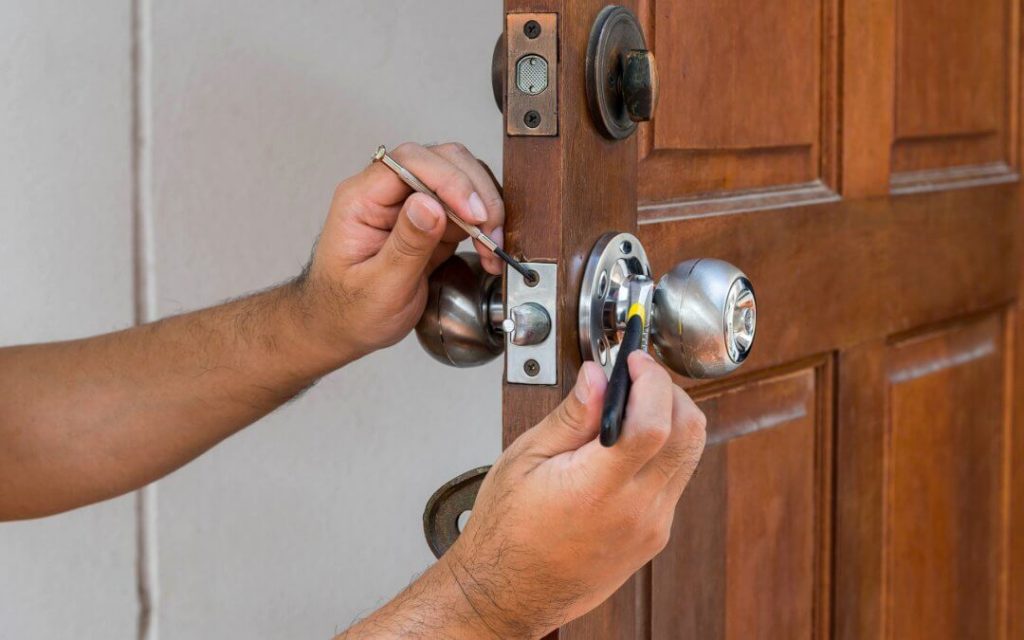 11 Important Reasons to Have a Locksmith Rekey Your Home - ArticleCity.com
